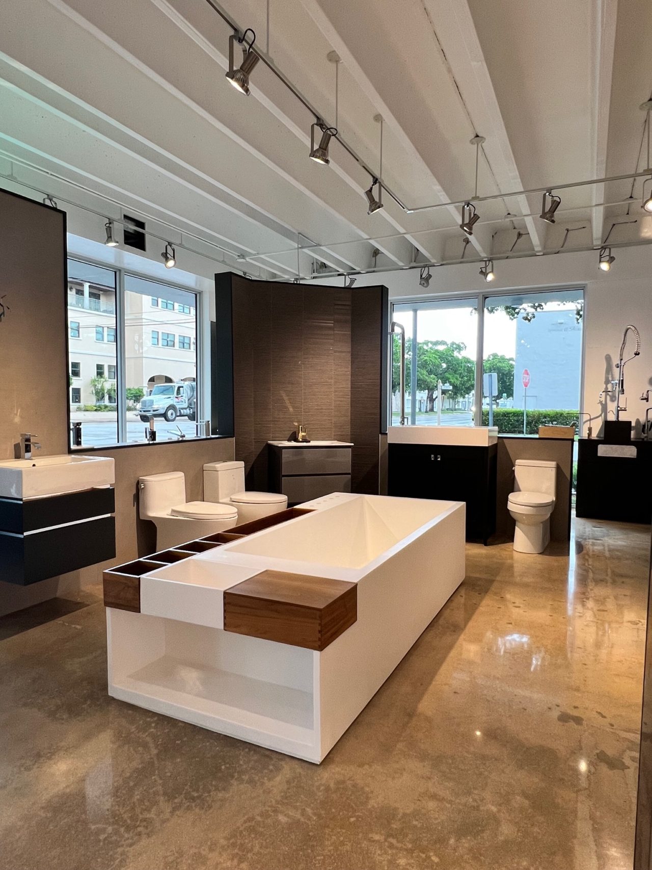 Creative Bathroom and Kitchen | Premier provider of exquisite kitchen and bathroom appliances ...